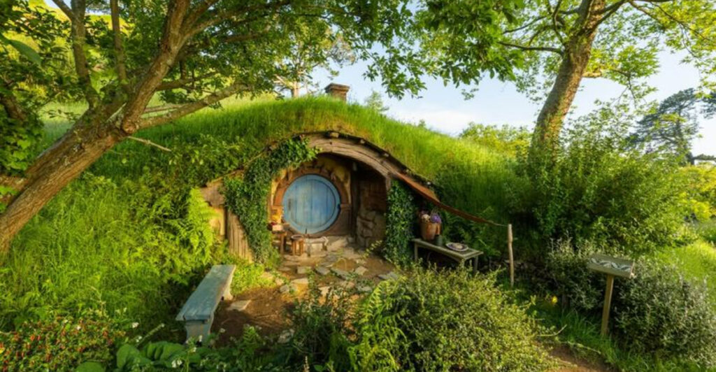 15 Amazing Hobbit Homes You Can Actually Visit